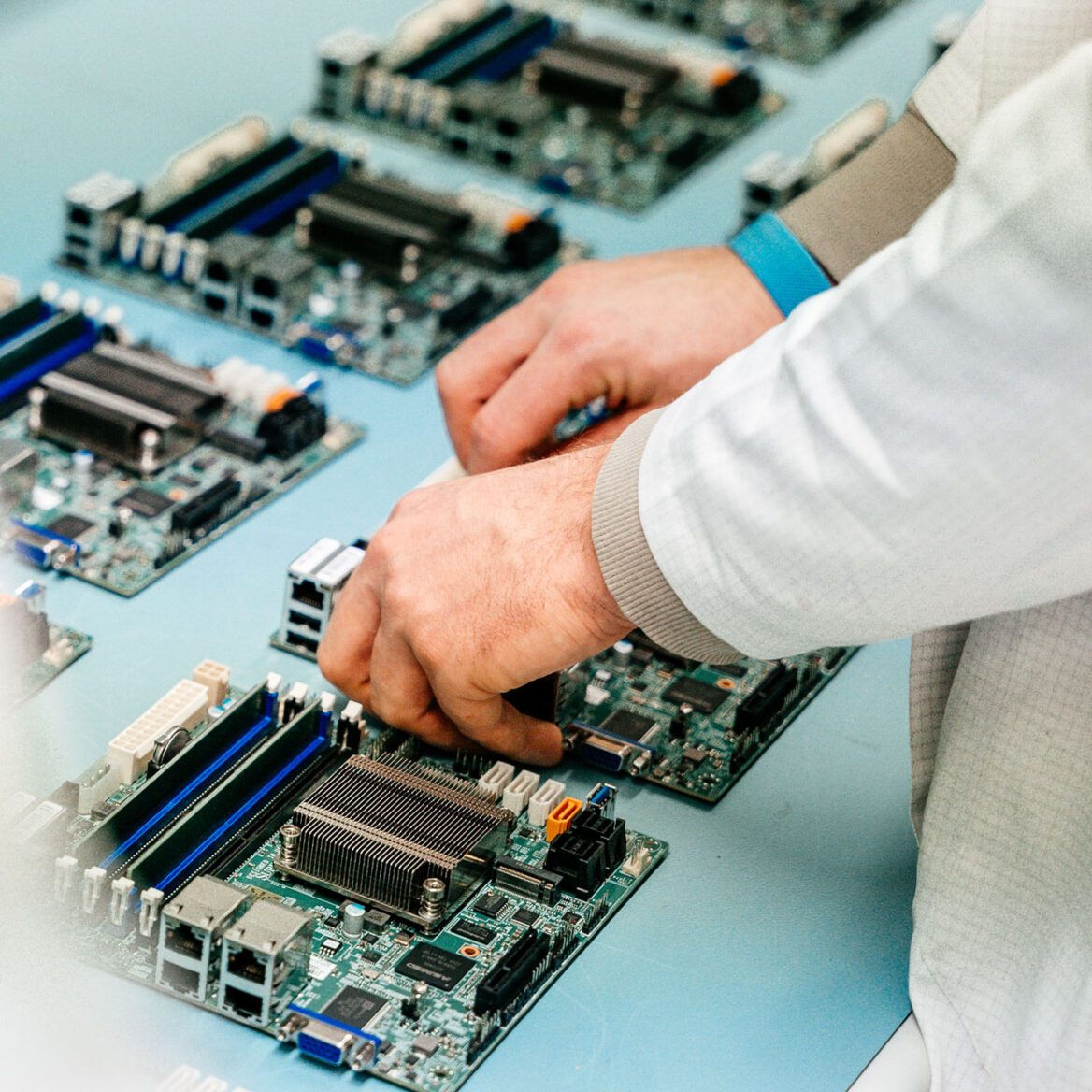 Custom technological solutions | Microtron